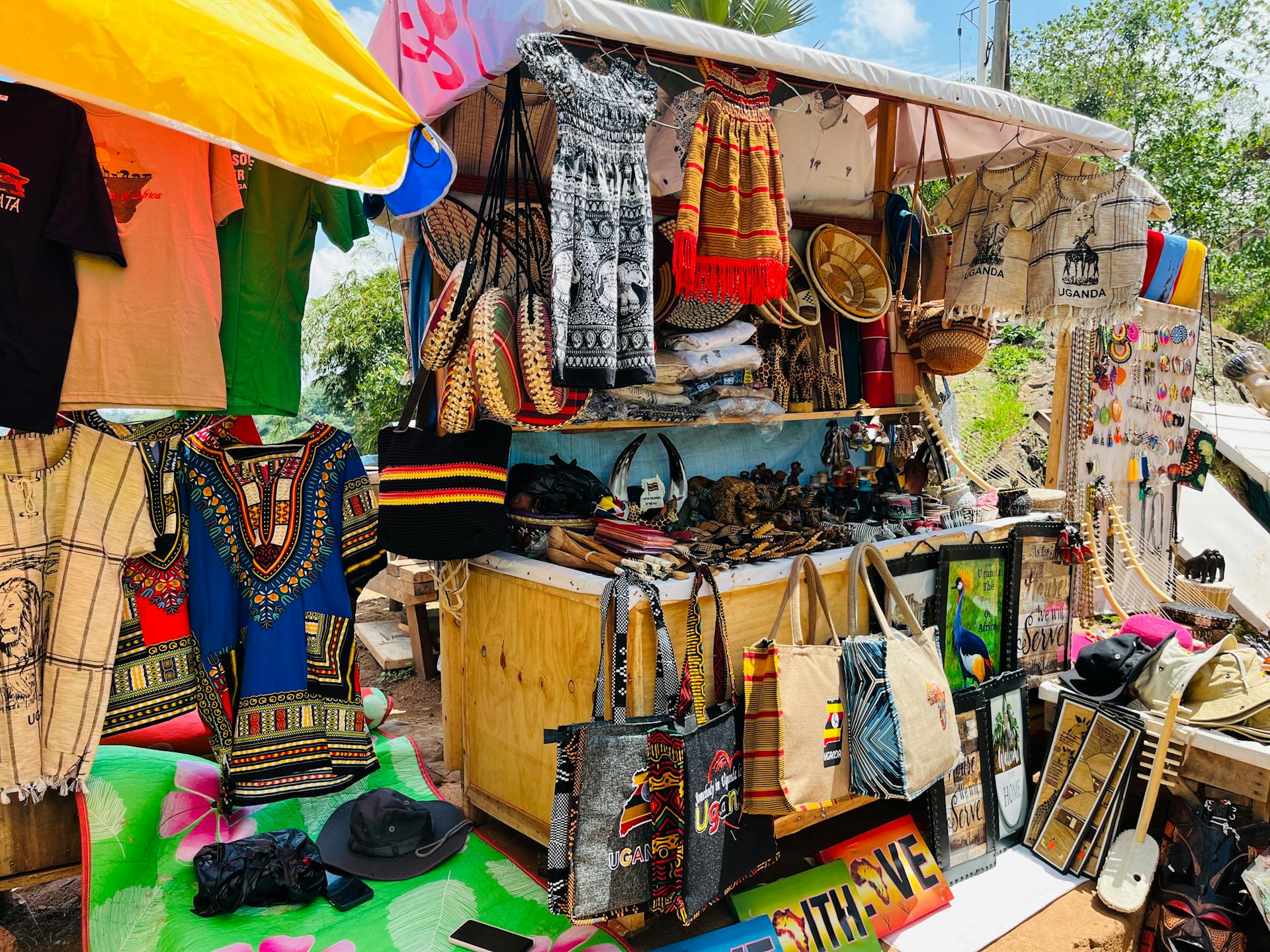 Souvenirs in Uganda | Best Safari Shopping Guide